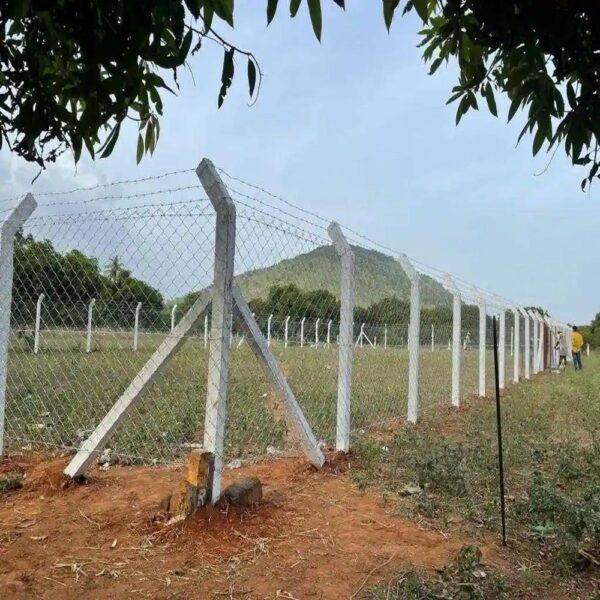 Concrete Fencing Posts – Precast Concrete Fence Posts for Perimeter ...